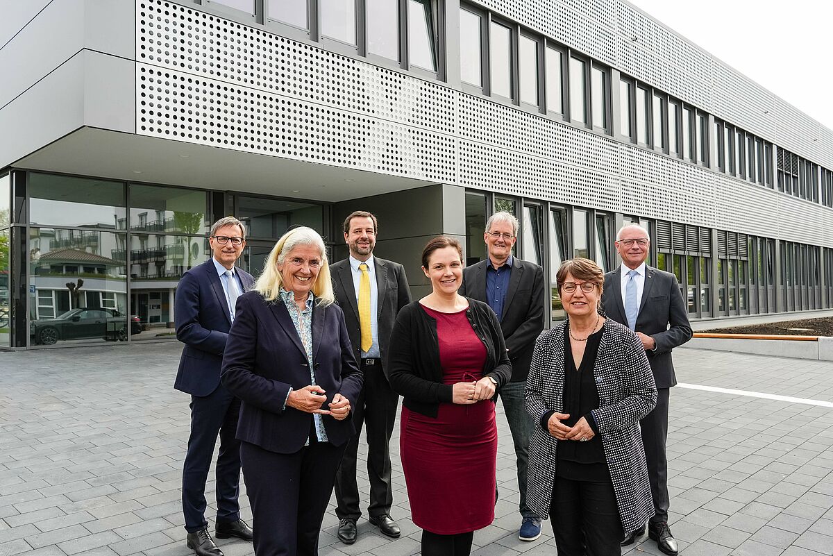 Paderborn University inaugurates new high-performance computing center ...
