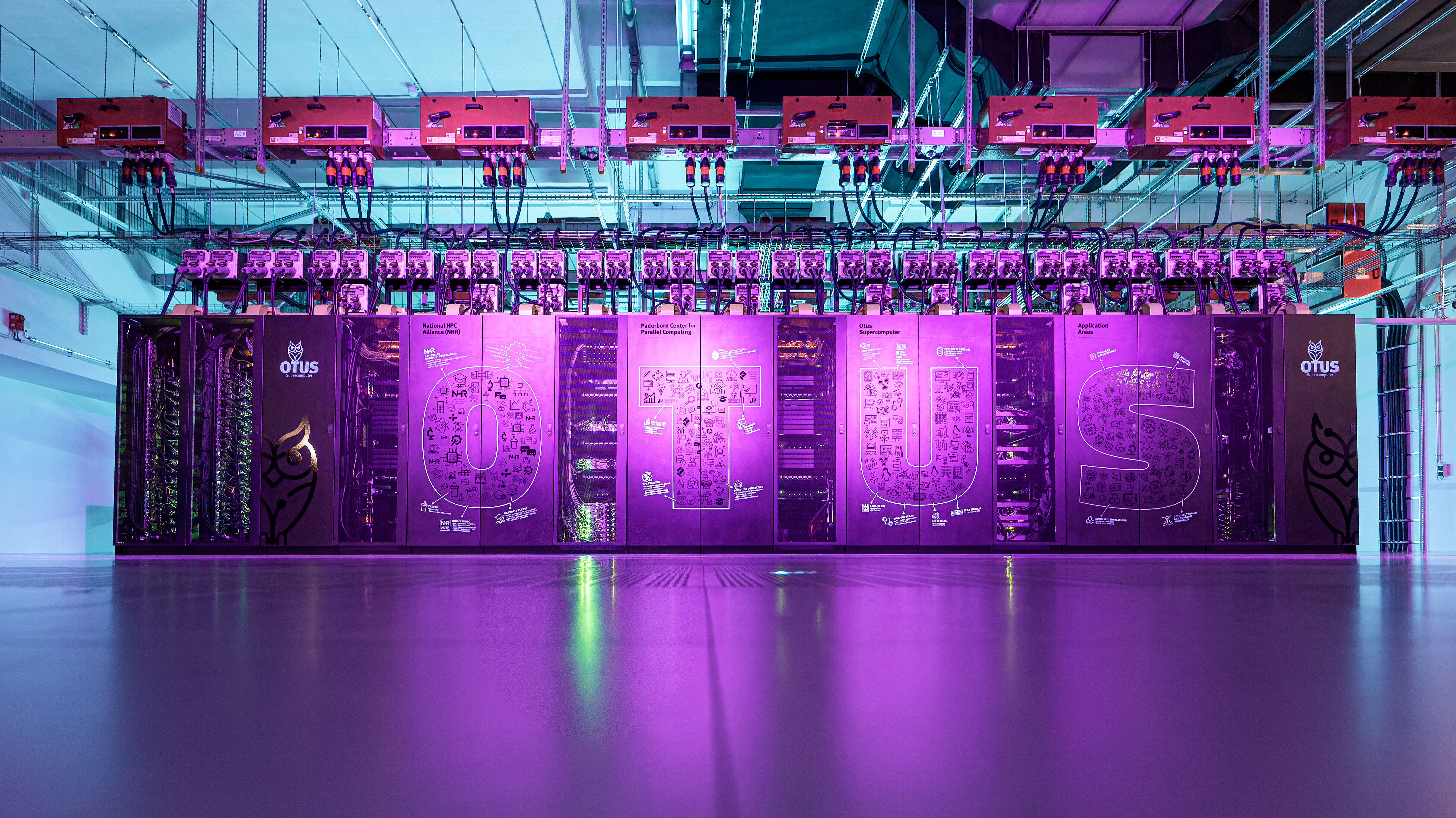 High-performance computing in Paderborn: new "Otus" supercomputer put into operation | Paderborn ...